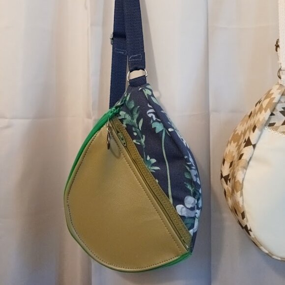 Hand Crafted | Bags | New Teardrop Travel Sling Crossbody Purse Bag ...